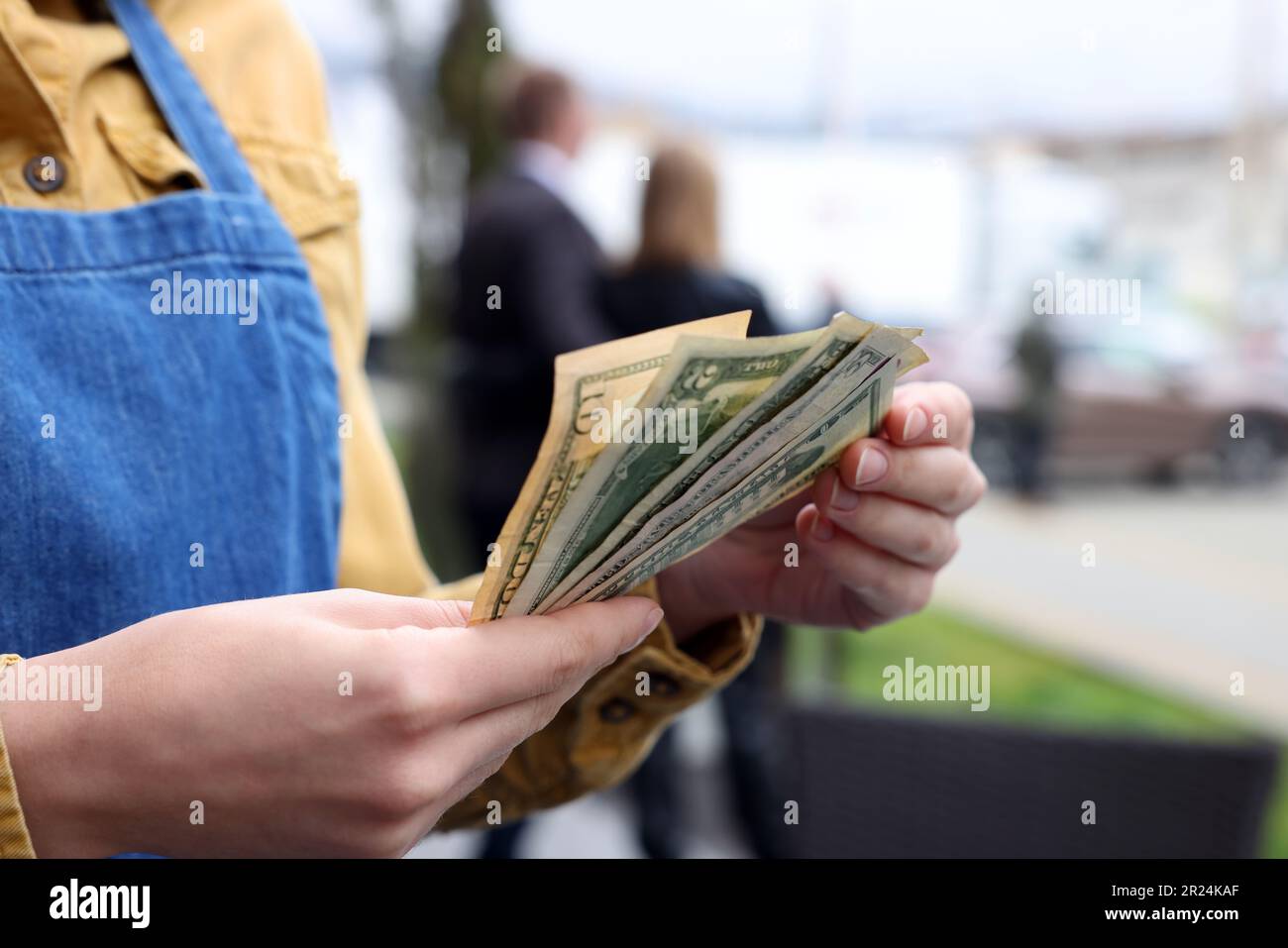 Waitress tips hi-res stock photography and images - Alamy