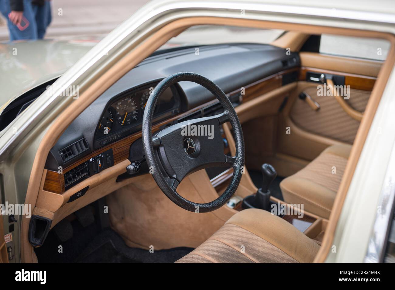 Detail of the luxurious interior of a classic Mercedes Benz W126 280 SE ...