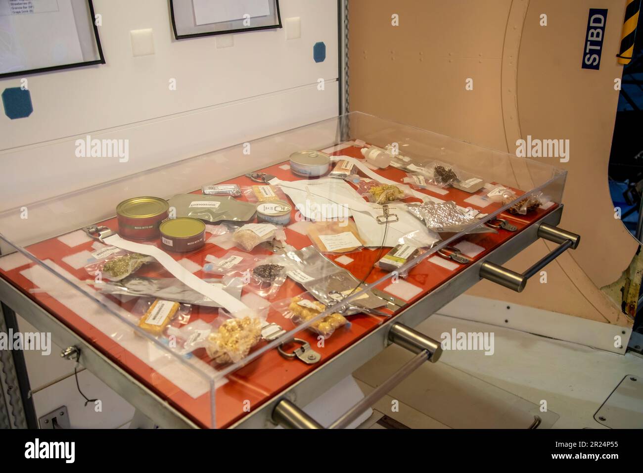 Compact cosmos hi-res stock photography and images - Alamy