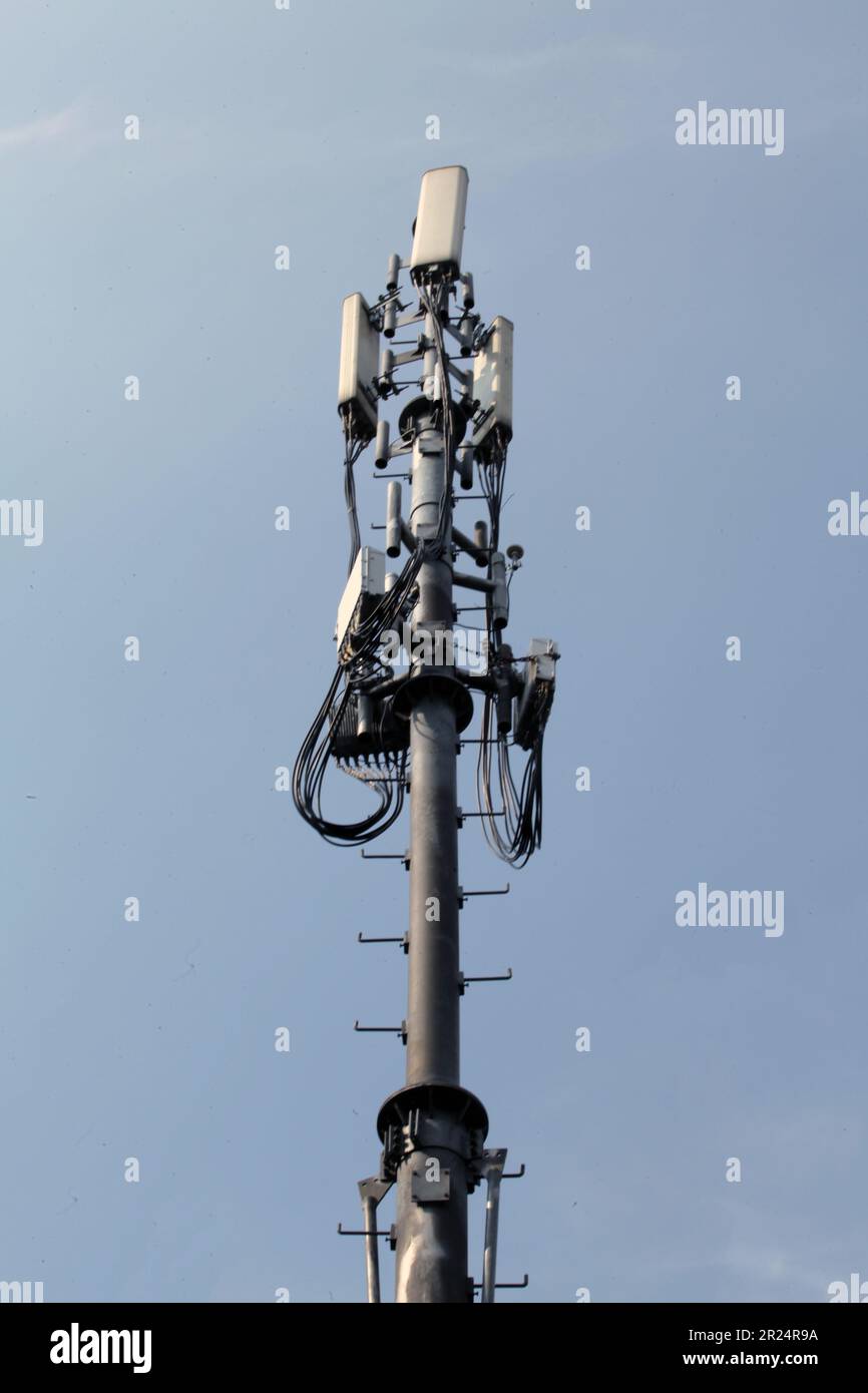 BTS Telecommunication and mobile network infrastructure Stock Photo - Alamy