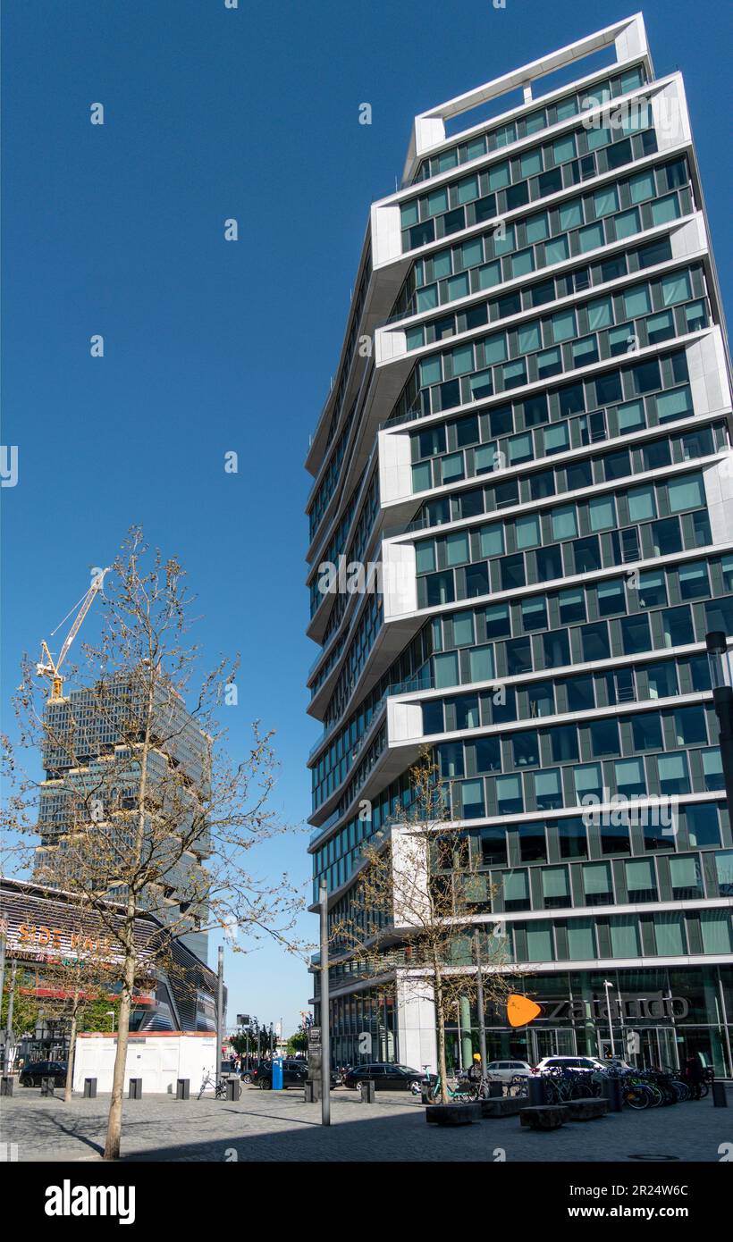 Zalando Tower, Stream Tower, Amazon Tower, Edge East Side Berlin, East ...