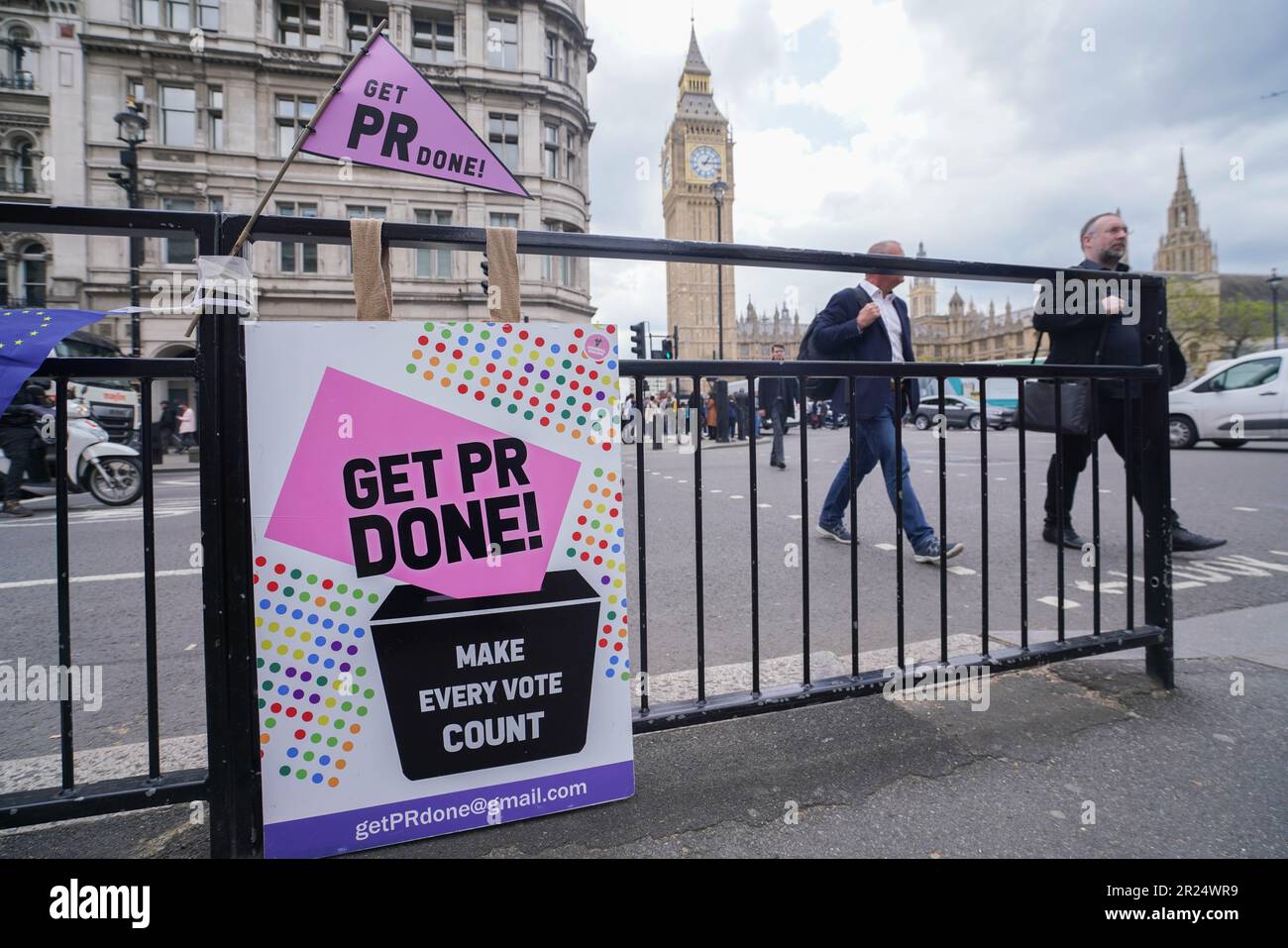 Pr voting system hi-res stock photography and images - Alamy