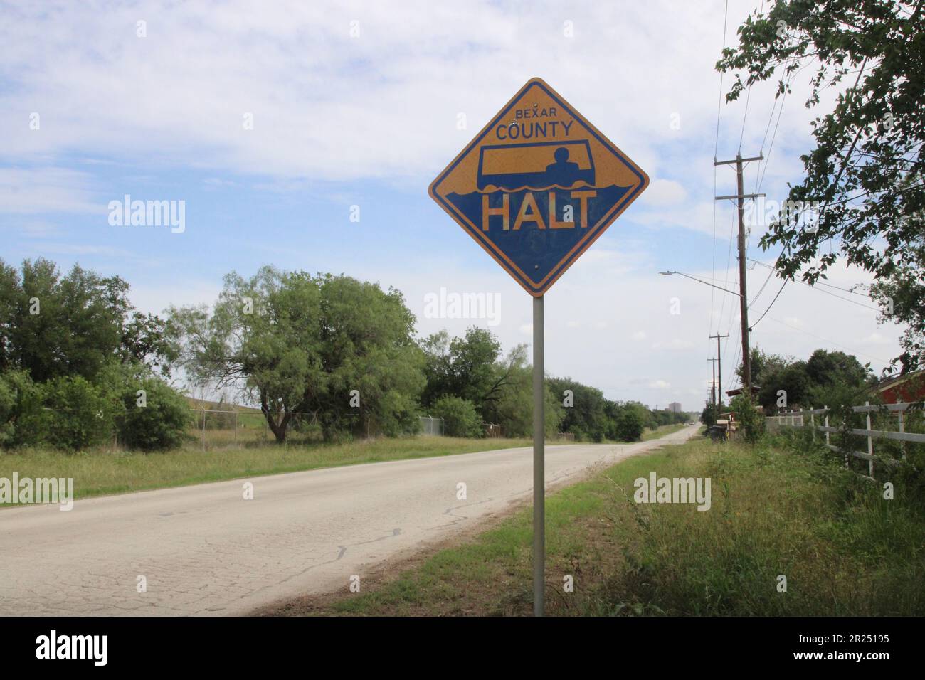 San Antonio, USA. 16th May, 2023. A Bexar County HALT sign on Covel ...