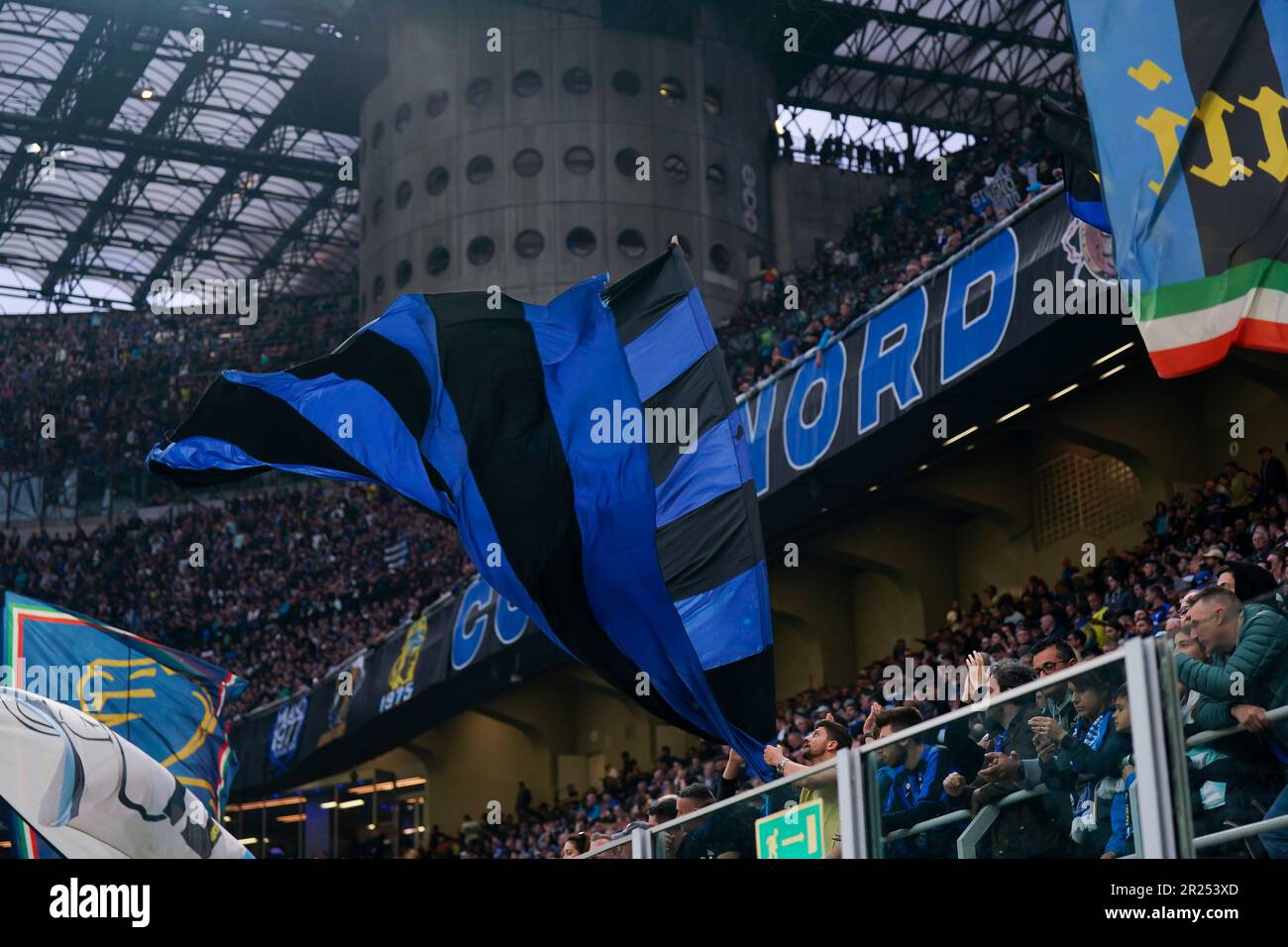 Curva nord inter hi-res stock photography and images - Alamy