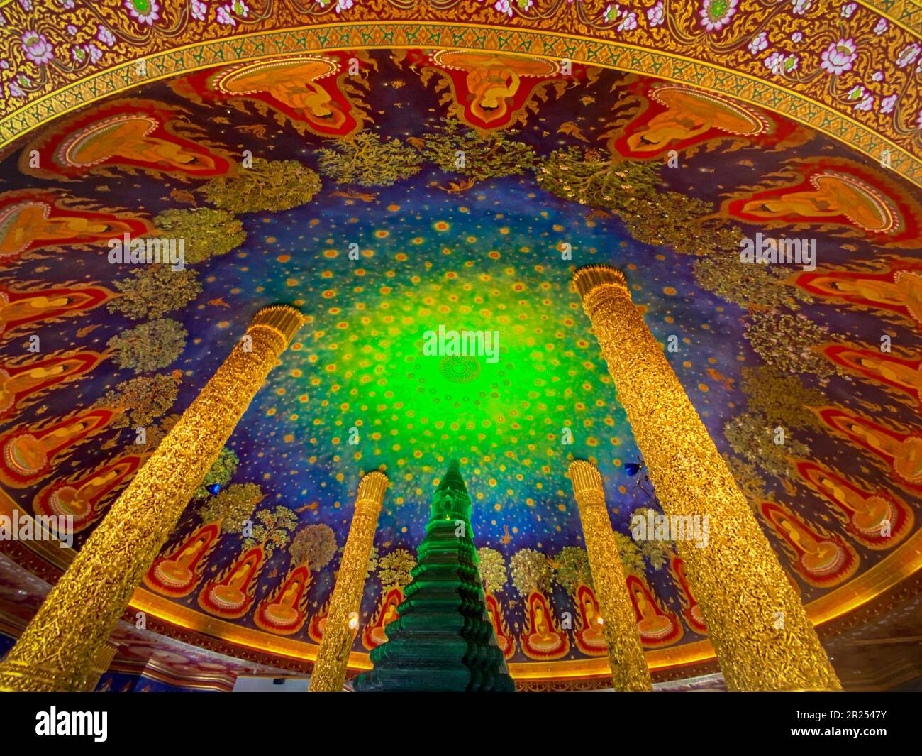 Wat pak nam phasi charoen temple hi-res stock photography and images ...