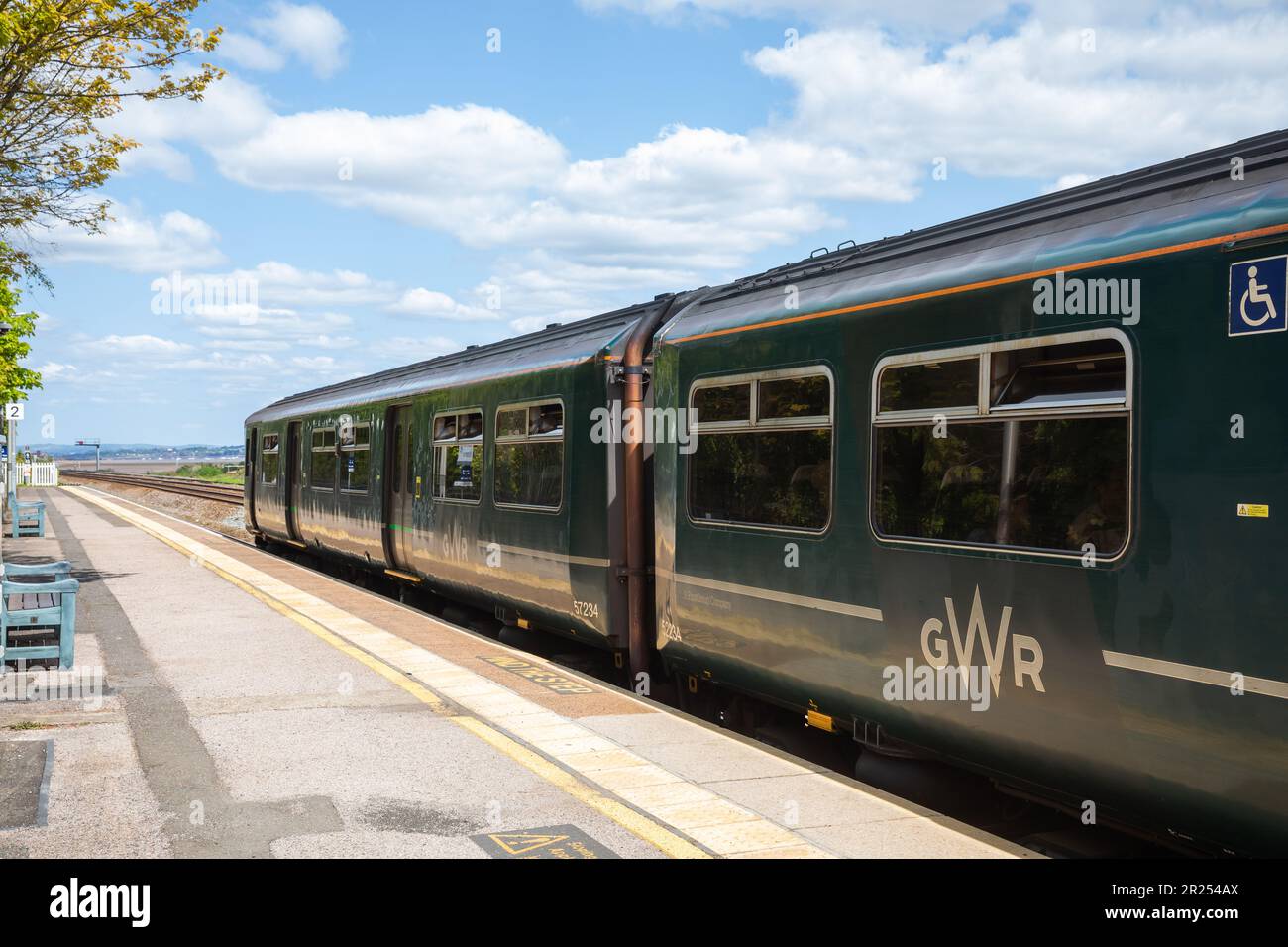 GWR local train in Dawlish Warren, Devon, Uk Stock Photo - Alamy