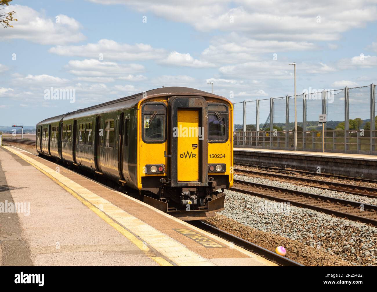 GWR local train in Dawlish Warren, Devon, Uk Stock Photo - Alamy