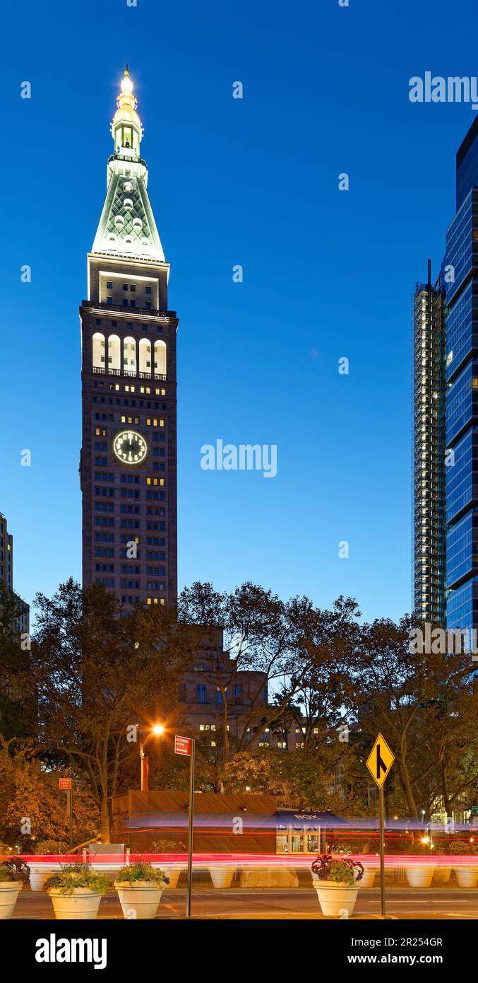 Metropolitan Life Insurance Company Tower and the companion North ...