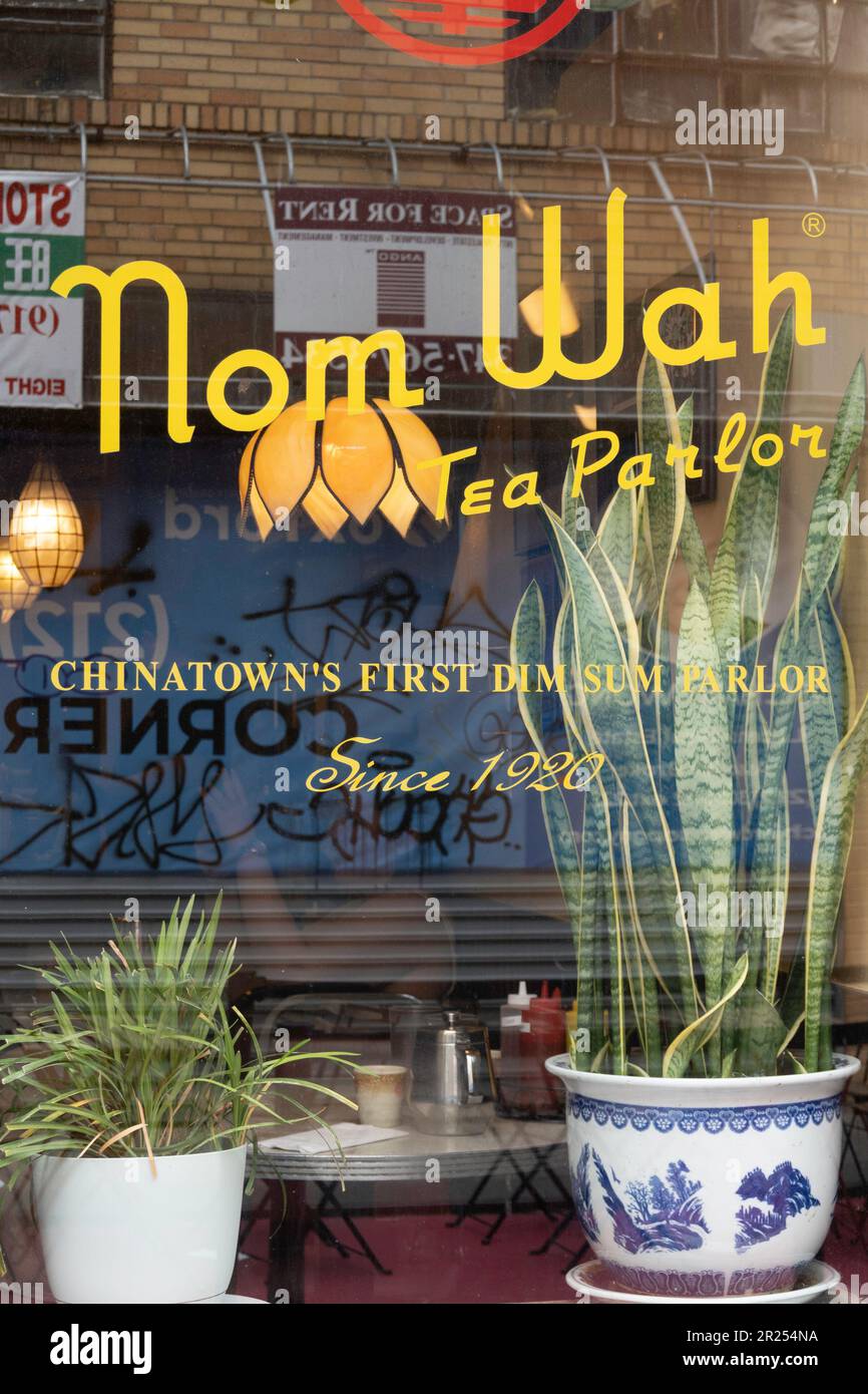 Nom Wah Tea and Dim Sum Parlor Restaurant Window, Chinatown, New York ...