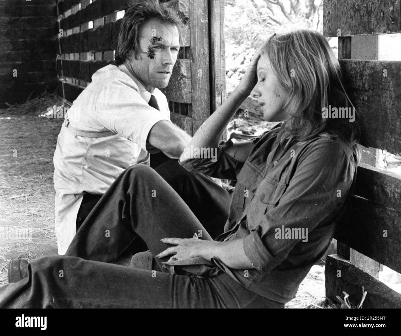 Sondra locke hi-res stock photography and images - Alamy