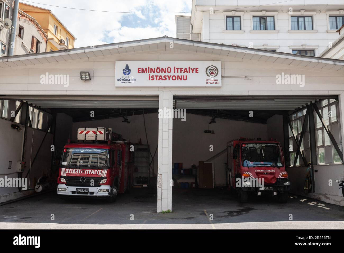 Firetruck in firehouse hi-res stock photography and images - Alamy