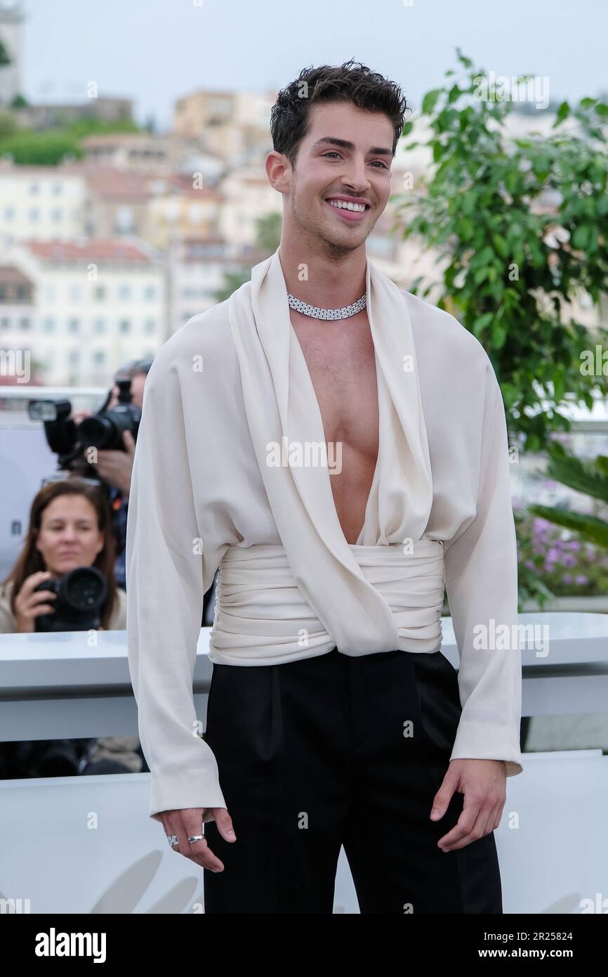 Manu rios cannes hi-res stock photography and images - Alamy