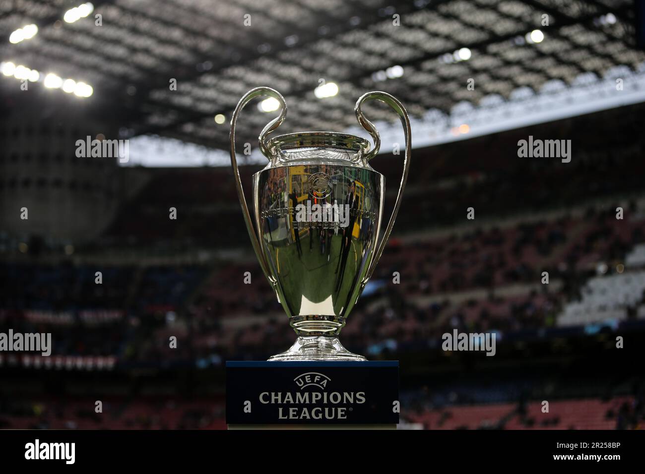 Champions League trophy Stock Photo - Alamy