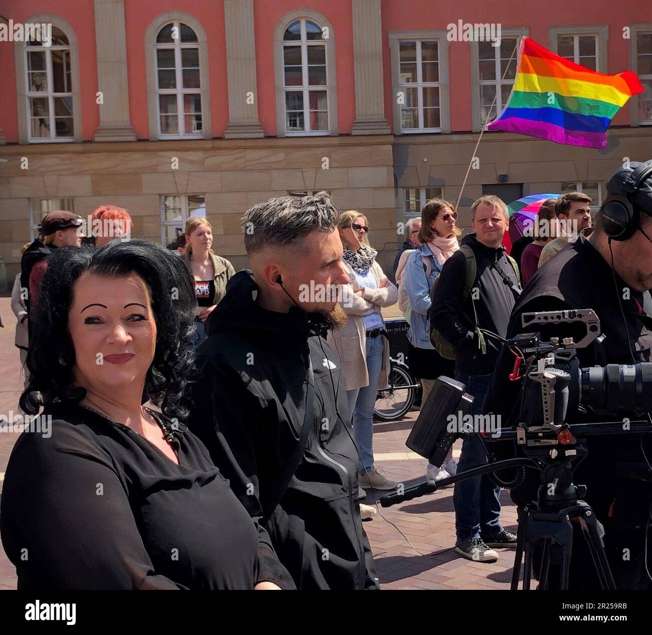 Potsdam, Germany. 17th May, 2023. Birgit Bessin (l), deputy leader of ...