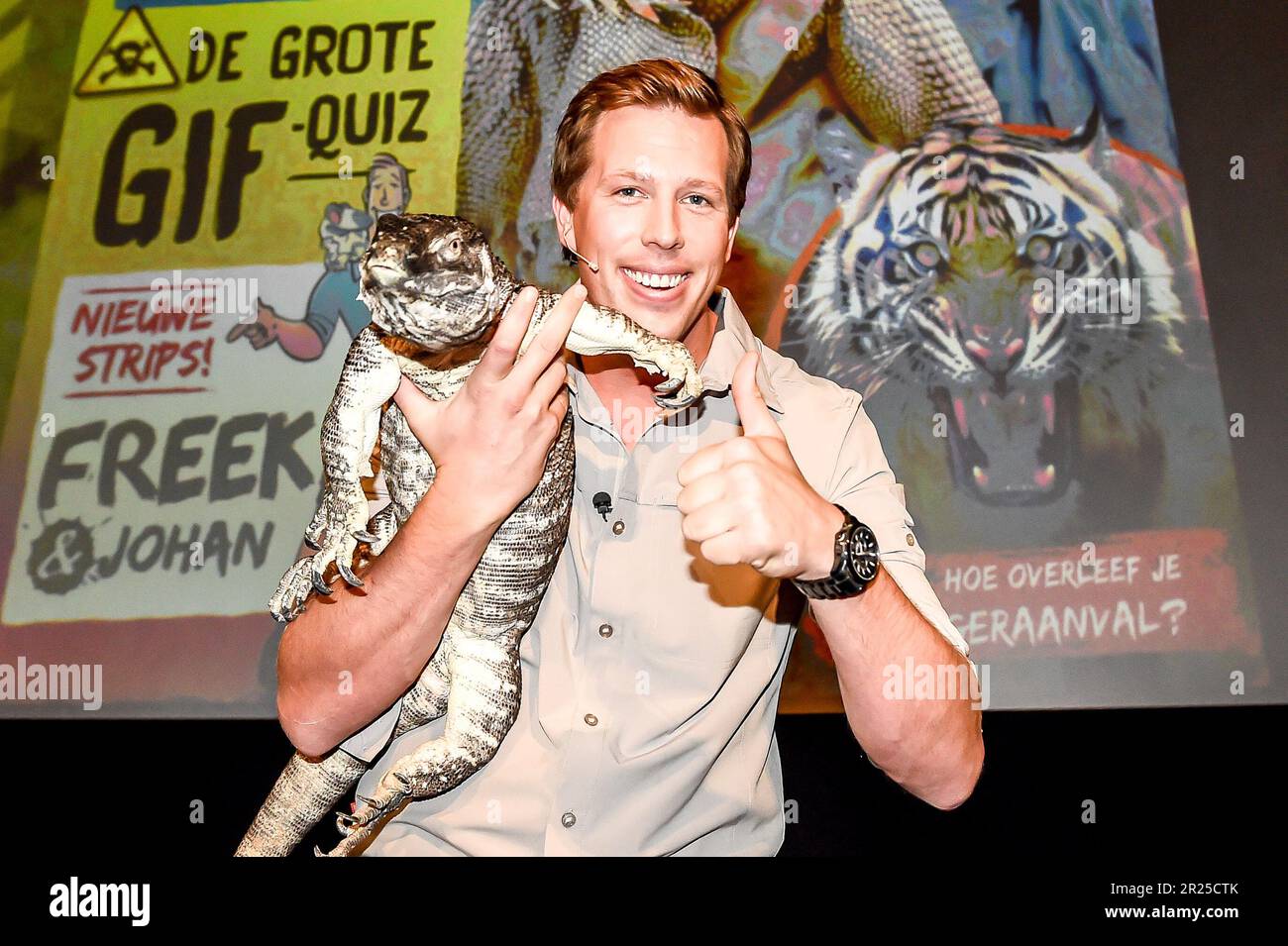 31-08-2016, Amsterdam, Nederland: Freek Vonk samen met Johan aanwezig bij de lancering van zijn ...