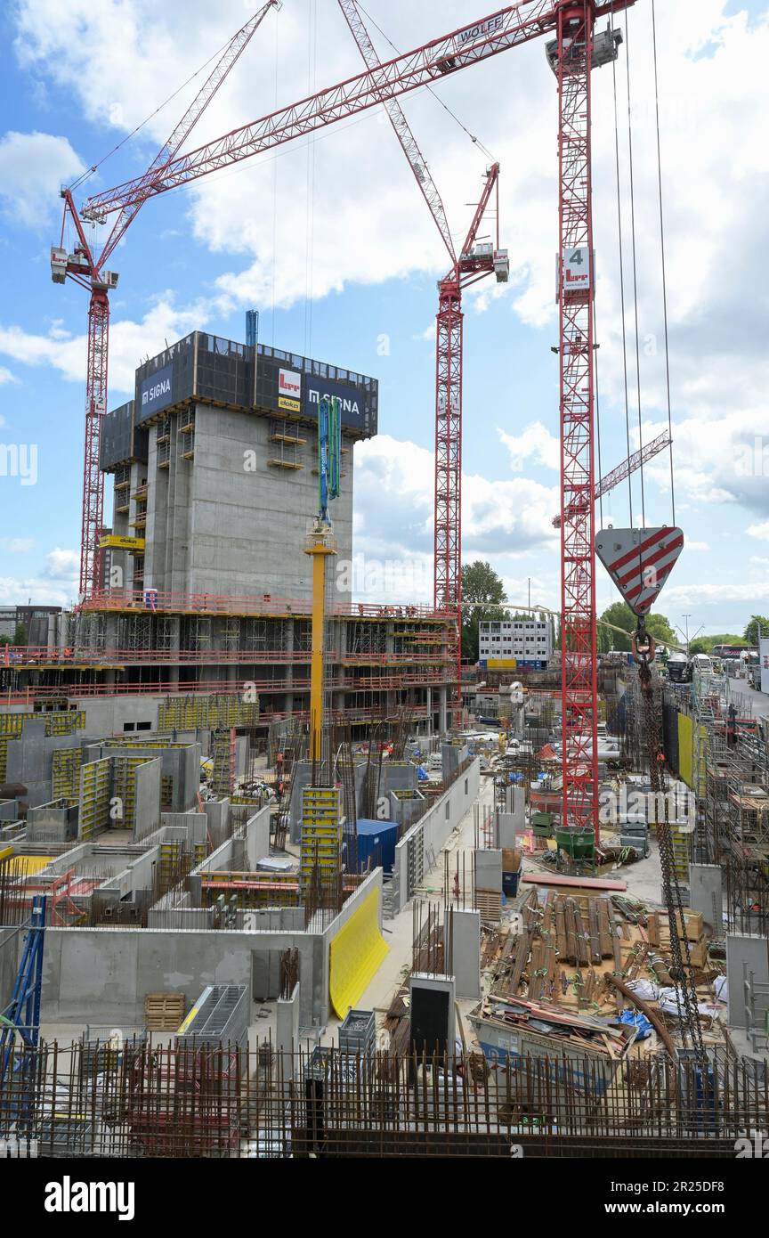 Elb tower hi-res stock photography and images - Alamy