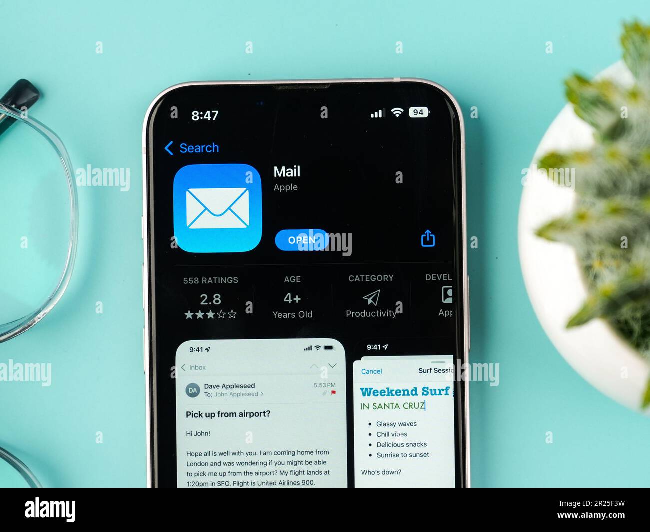 Mail ios logo hi-res stock photography and images - Alamy