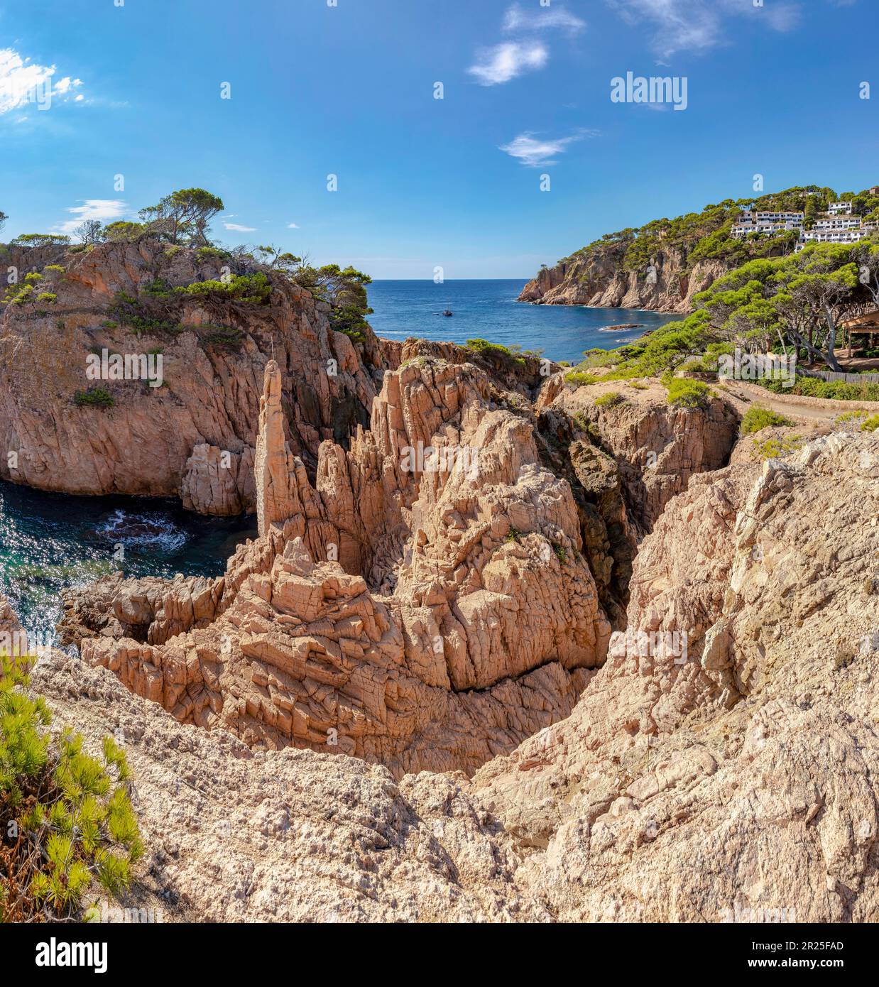 Cala Marquesa, rock coast, Sa Roncadora *** Local Caption ...
