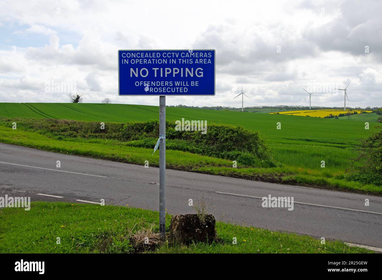 Crime warning signs landscape hi-res stock photography and images - Alamy