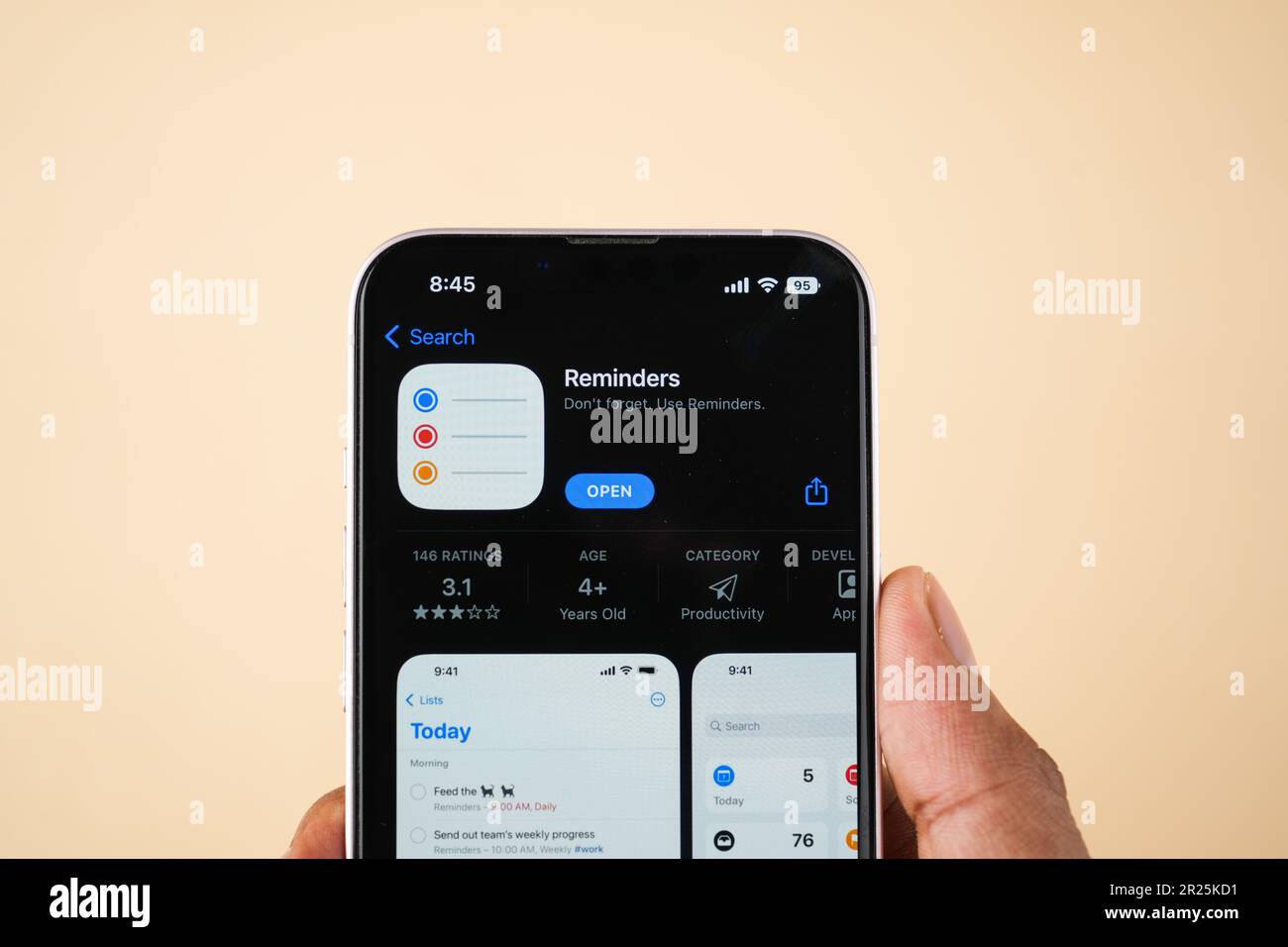 Apple reminders logo' hi-res stock photography and images - Alamy