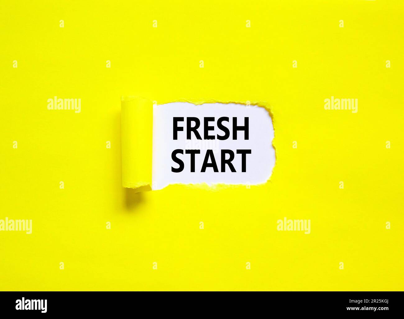 Fresh start and motivational symbol. Concept words Fresh start on ...