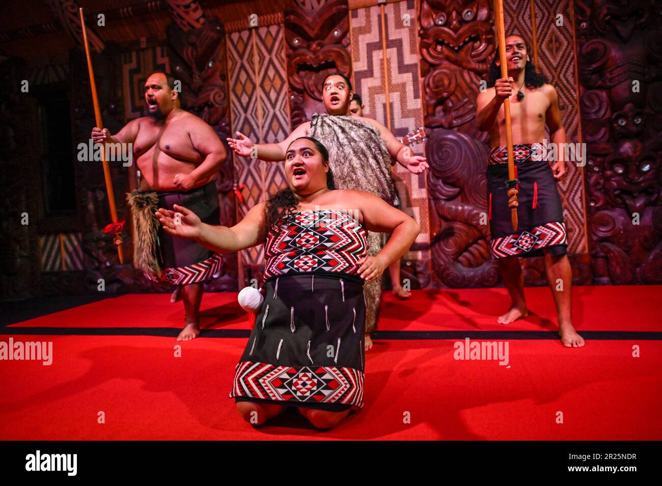 Powhiri, the traditional Māori welcome dance Stock Photo - Alamy
