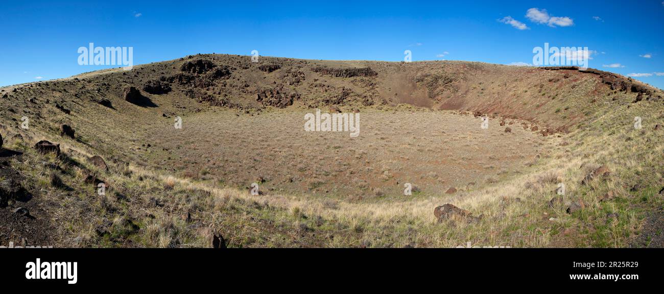 East Twin Crater, Diamond Craters Outstanding Natural Area, Diamond ...