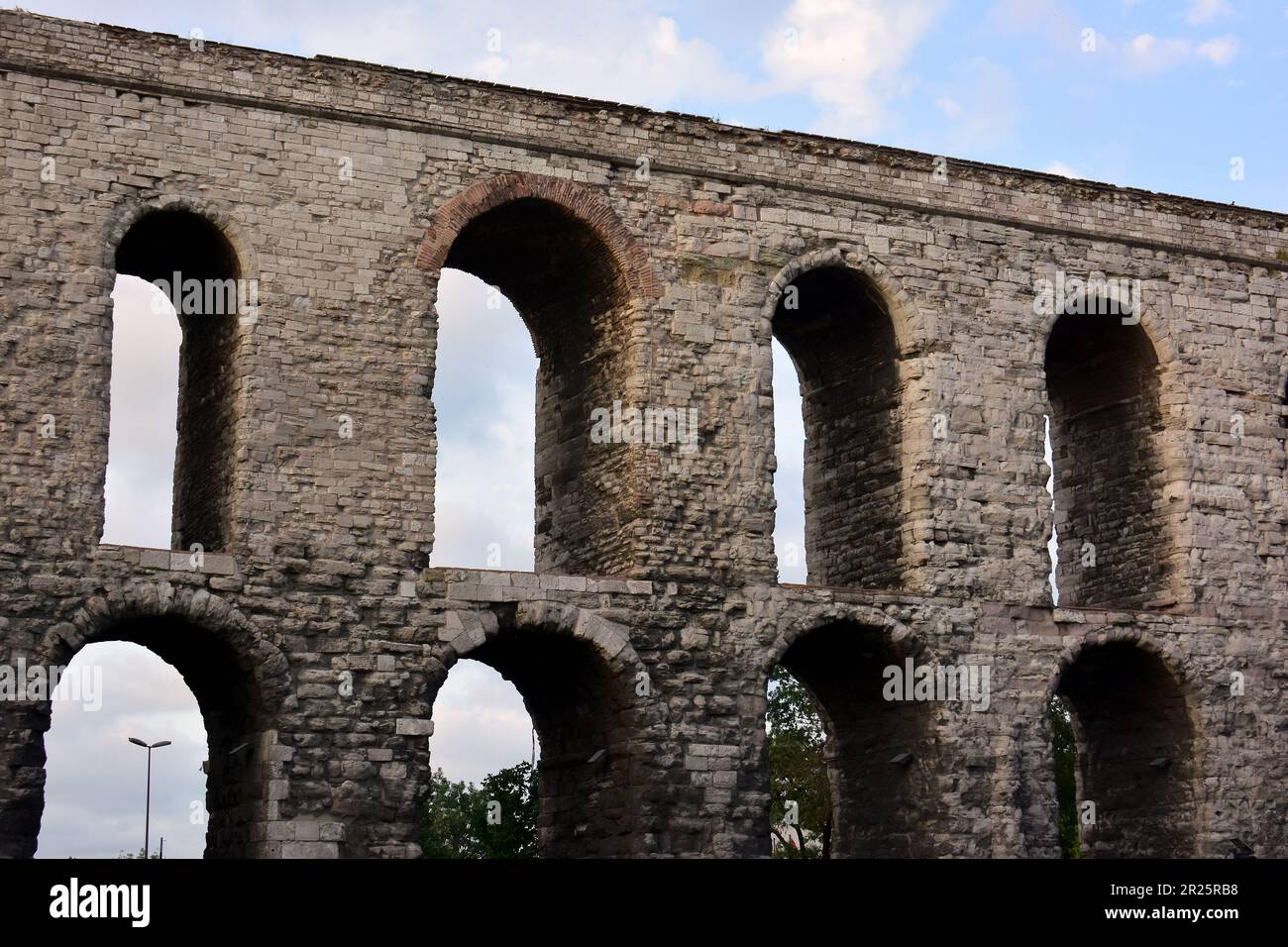 Aqueduct of Valens, Valens Su Kemeri, Roman aqueduct system built in ...