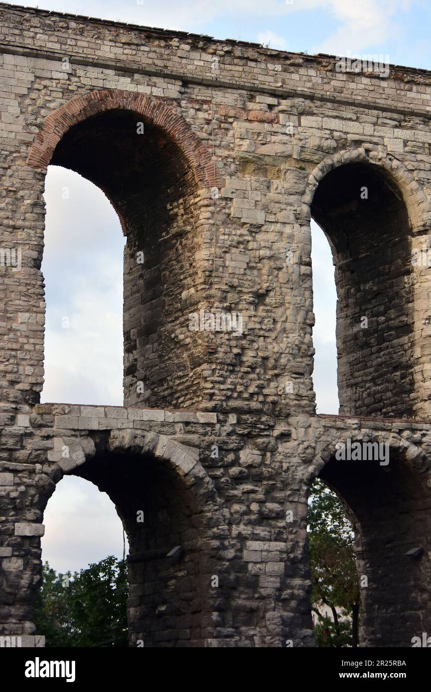 Aqueduct of Valens, Valens Su Kemeri, Roman aqueduct system built in ...