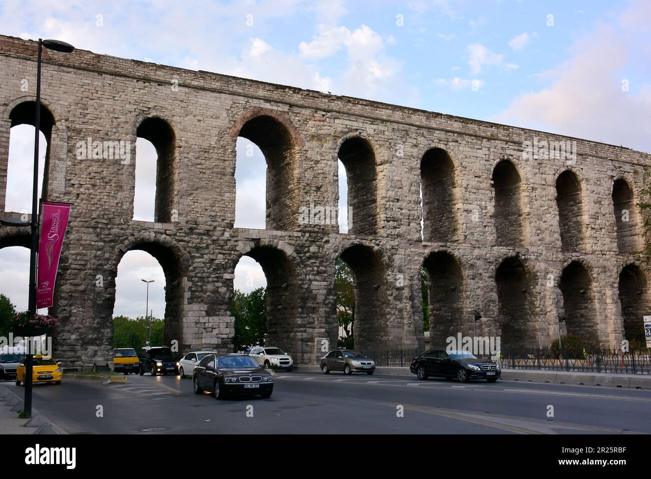 Aqueduct of Valens, Valens Su Kemeri, Roman aqueduct system built in ...