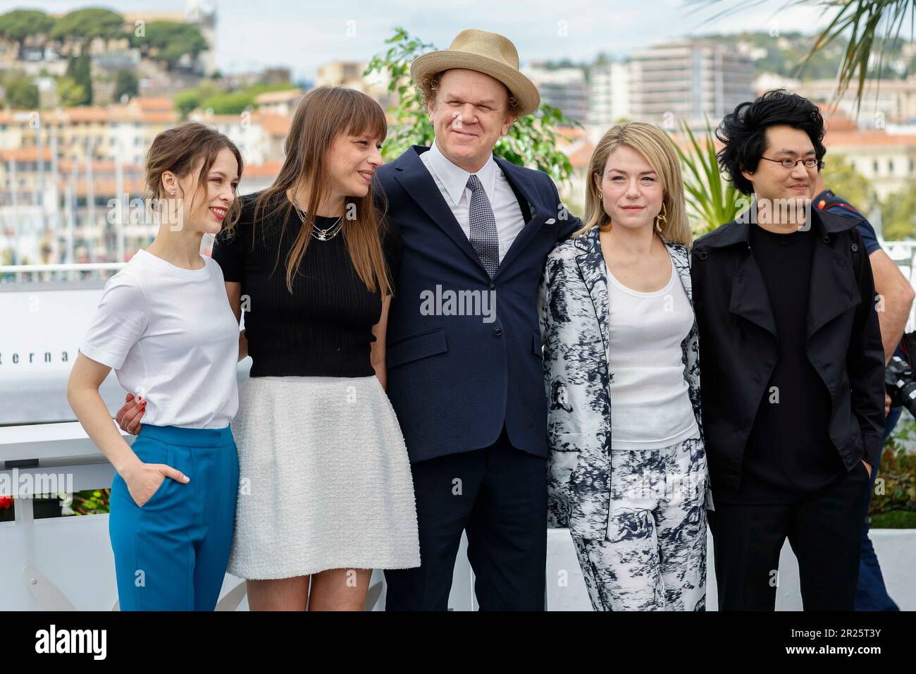 Emilie dequenne and davy chou hi-res stock photography and images - Alamy