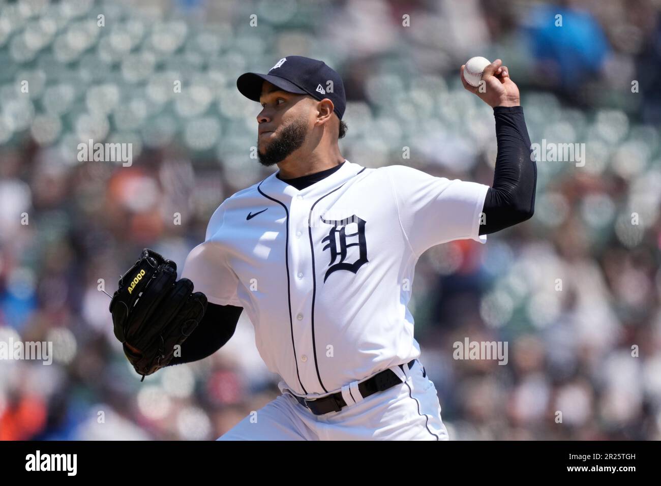 Detroit Tigers starting pitcher Eduardo Rodriguez throws during the ...