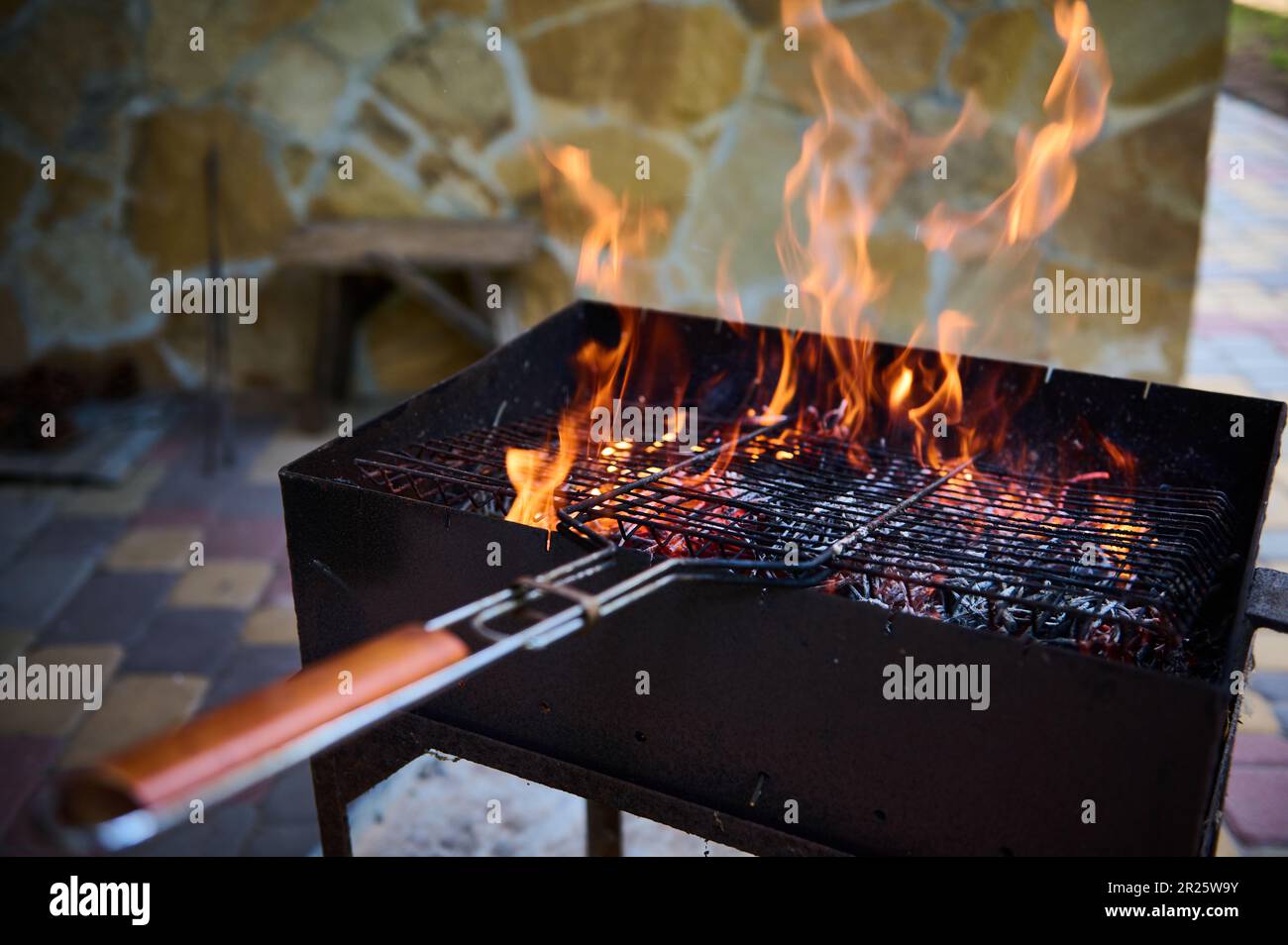 Barbecue on open air preparation hi-res stock photography and images ...