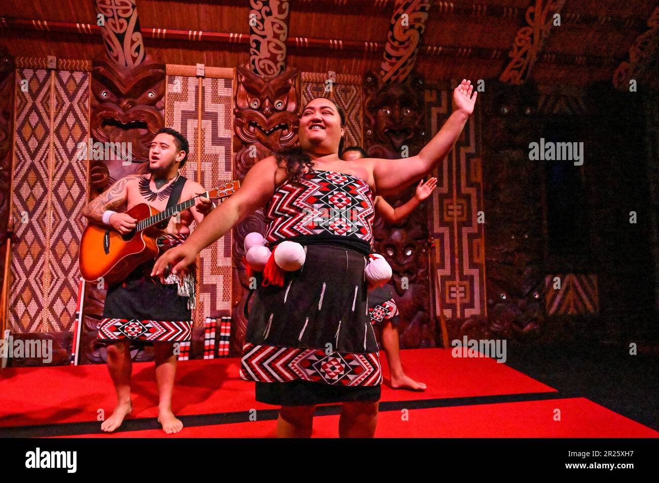 Powhiri, the traditional Māori welcome dance Stock Photo - Alamy