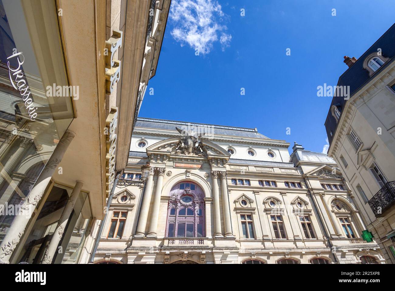 Ornate facade architecture hi-res stock photography and images - Alamy