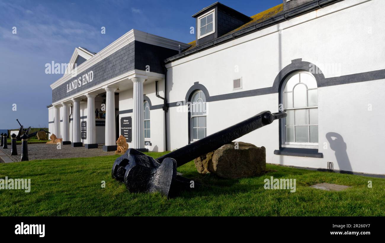 Visior attraction hi-res stock photography and images - Alamy