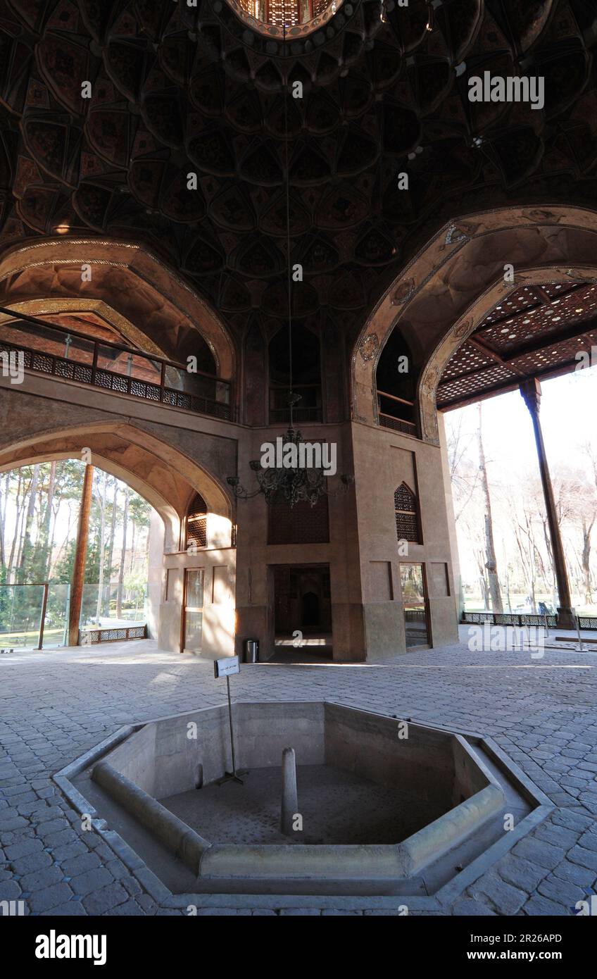 Hasht behesht palace historical hi-res stock photography and images - Alamy