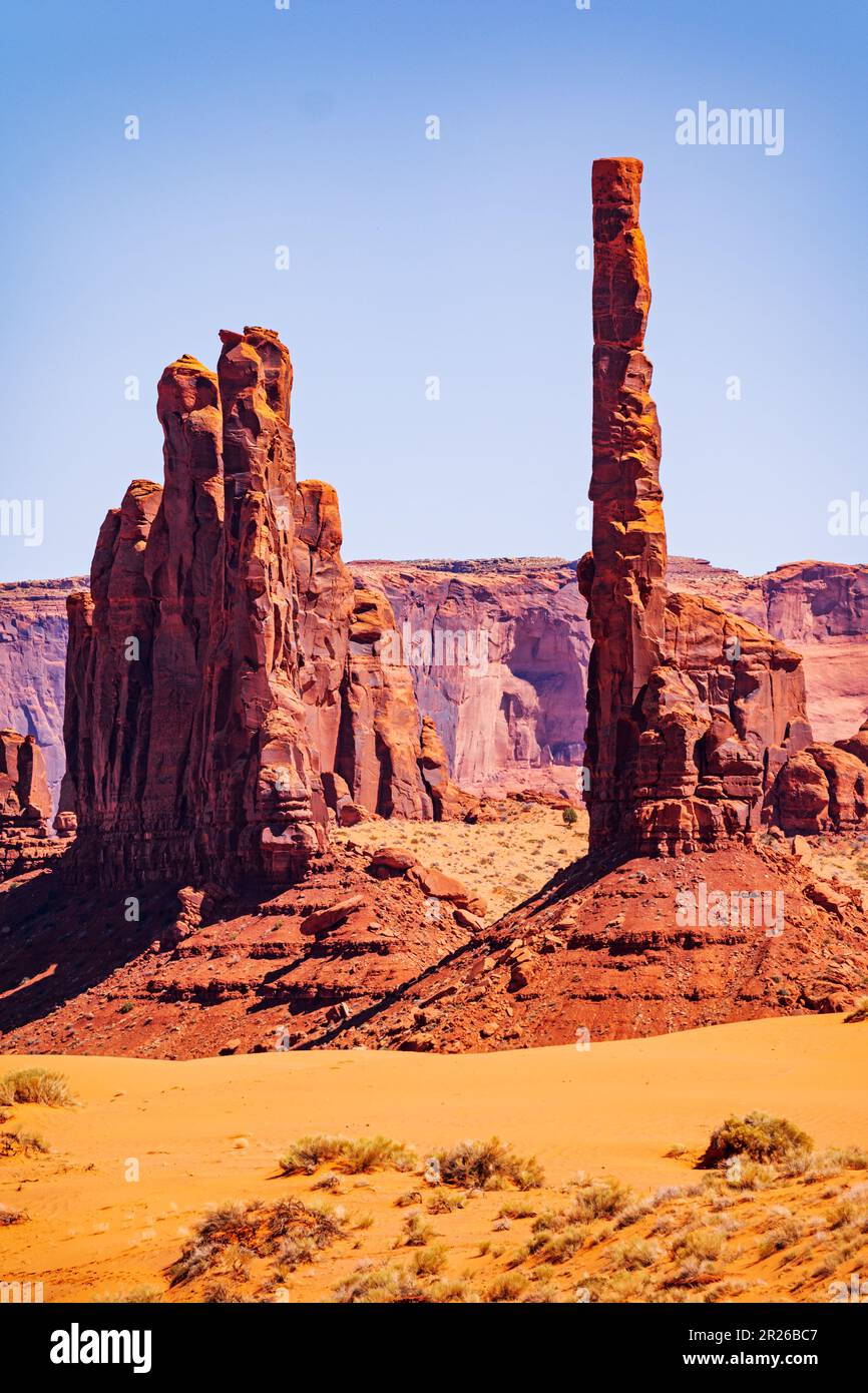 Totem Pole sandstone rock formation; Navajo Tribal Park; Monument ...