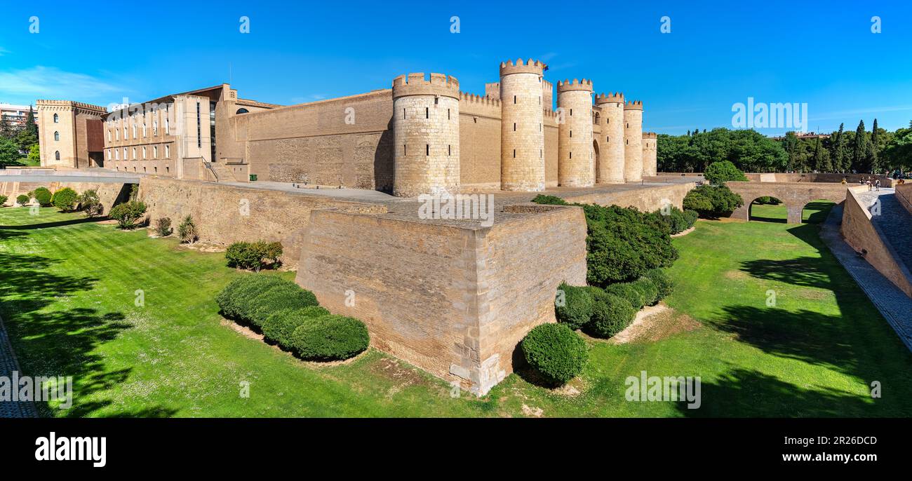 Aljaferia fortified medieval islamic palace building exterior hi-res ...