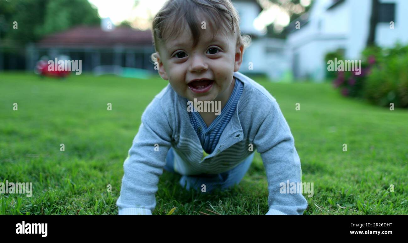 Baby crawling towards camera hi-res stock photography and images - Alamy