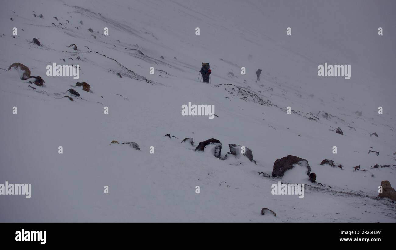 Whiteout in the mountains hi-res stock photography and images - Alamy