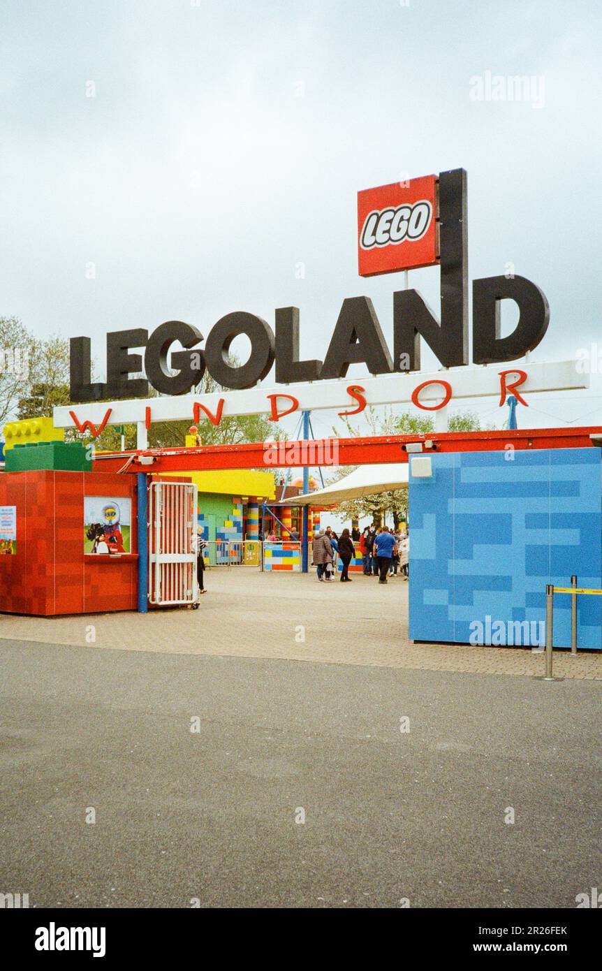 Entrance gate legoland windsor hi-res stock photography and images - Alamy