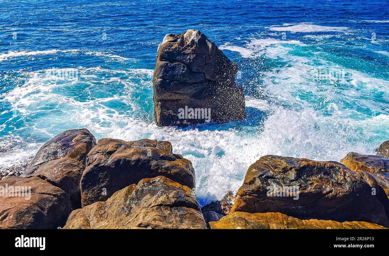 Blue turquoise water and extremely beautiful huge big surfer waves ...