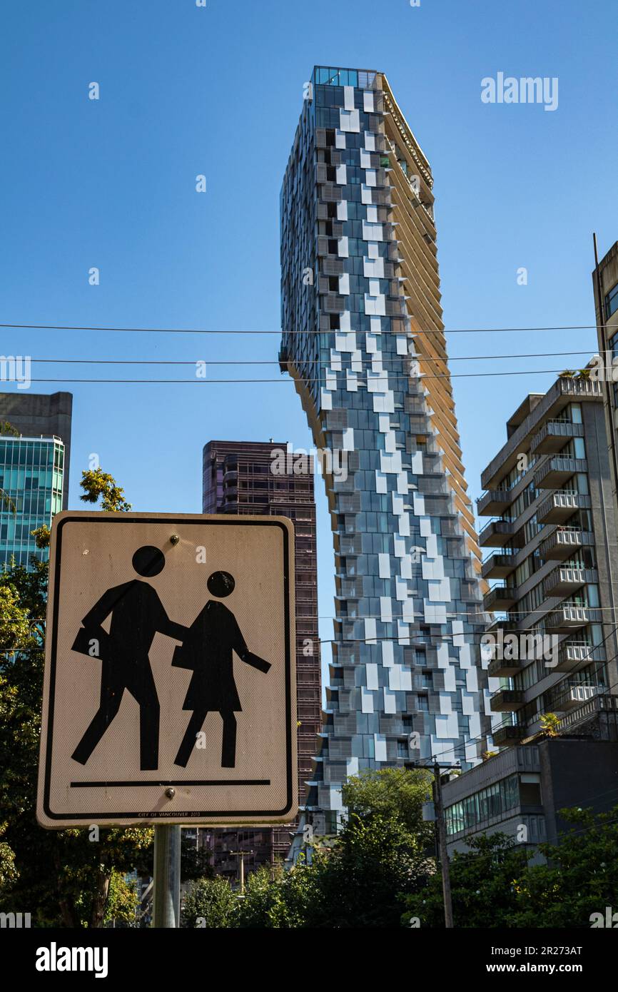 Canada skyscraper architecture hi-res stock photography and images - Alamy