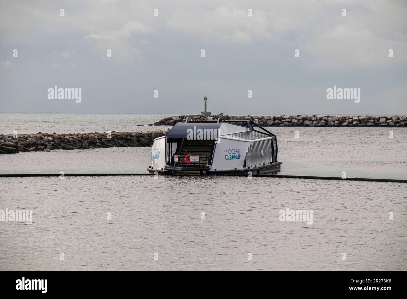 The Interceptor is an automated, Solar powered, trash collection device ...