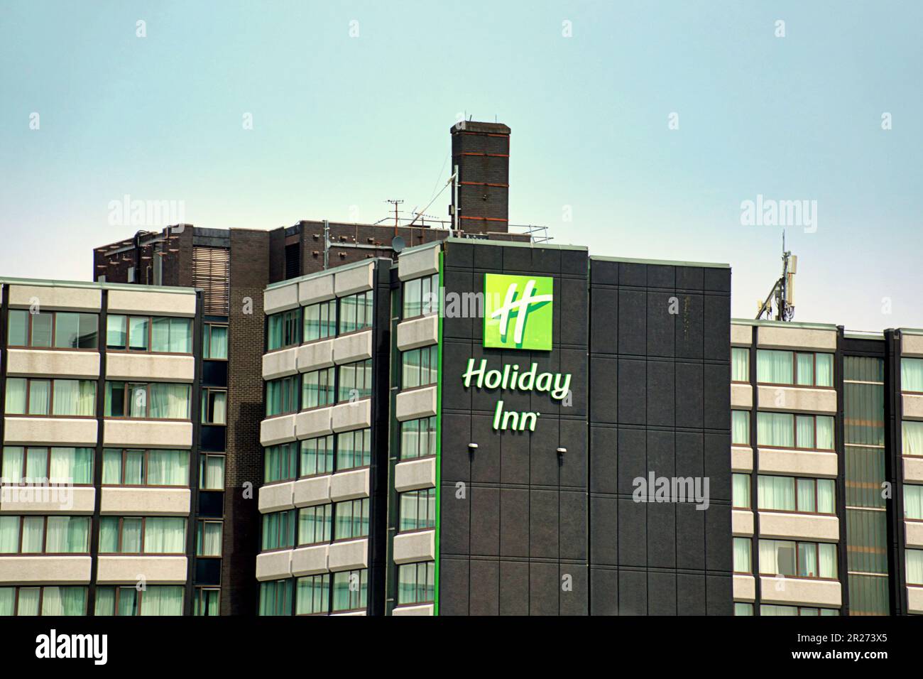 Airport first class hi-res stock photography and images - Alamy