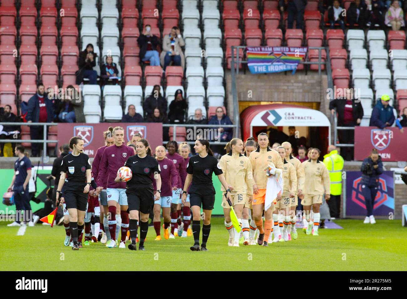 Chelsea walk out tunnel hi-res stock photography and images - Alamy
