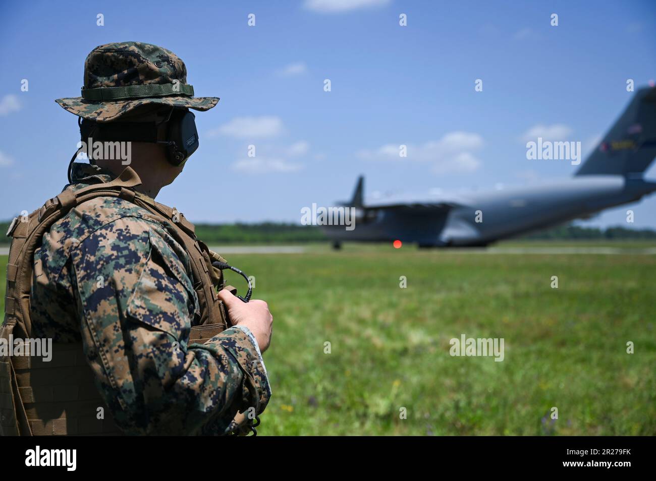 A U.S. Marine assigned to Marine Air Control Squadron, Company K ...