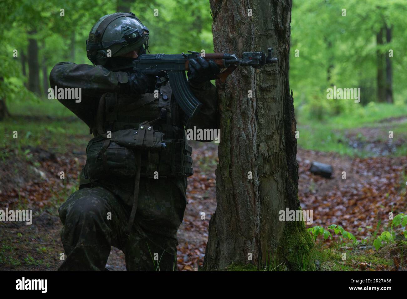 Slovak soldiers assigned to the Slovakian 22nd Mechanized Infantry ...