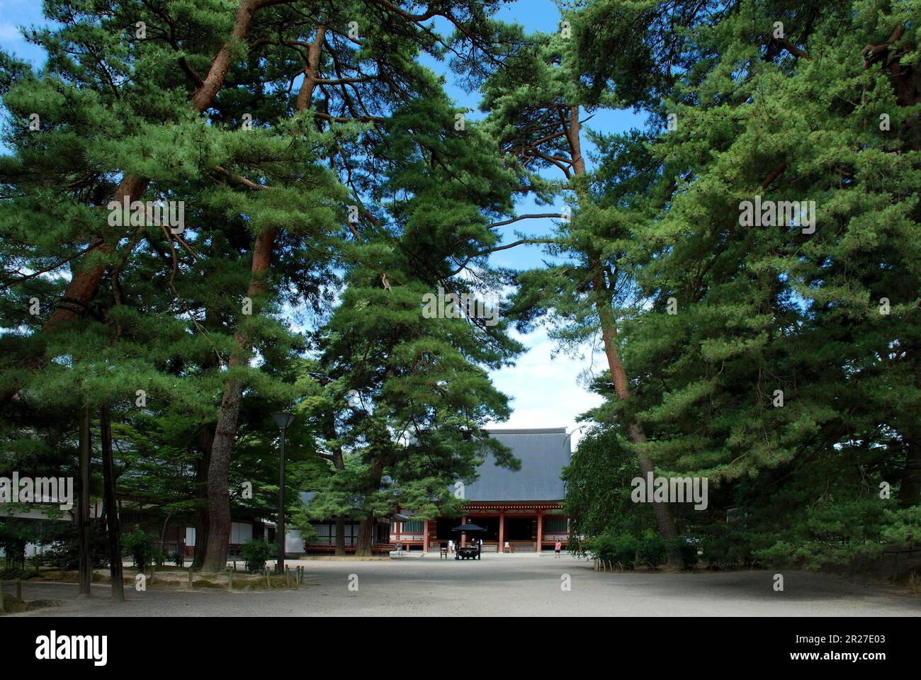 Motsuji temple main hall Stock Photo - Alamy